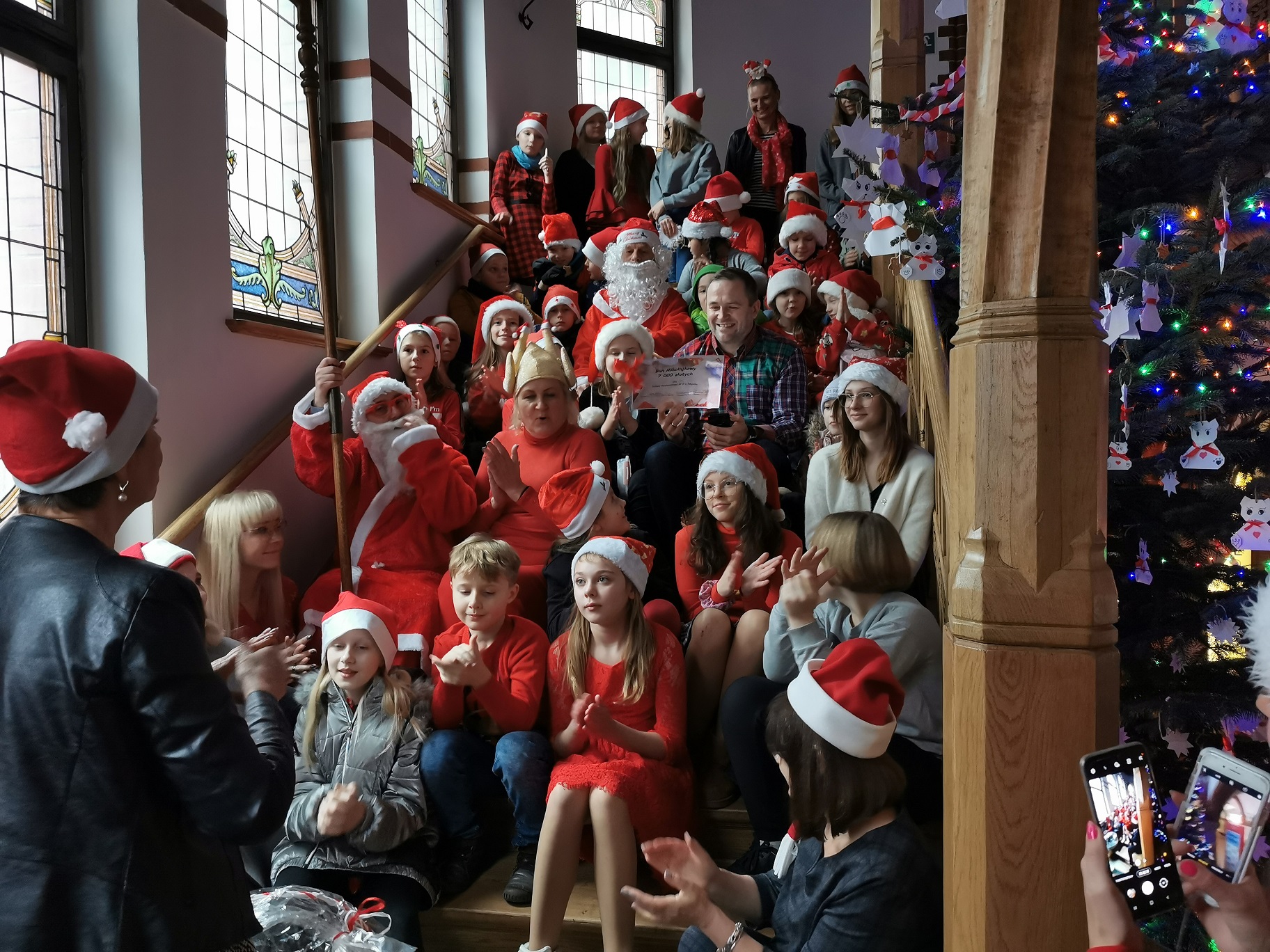 Strojenie choinki w Urzędzie Miasta Słupska